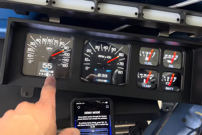 Digital Gauges Modernize A Raptor-Style Classic F-250 Project